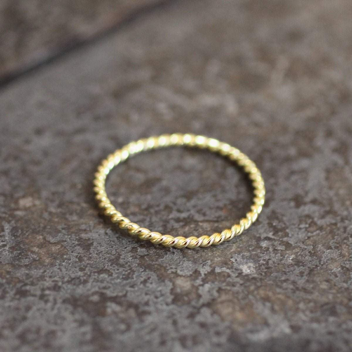 Delicate Twist Ring - Gold | Tradewinds VT LLC